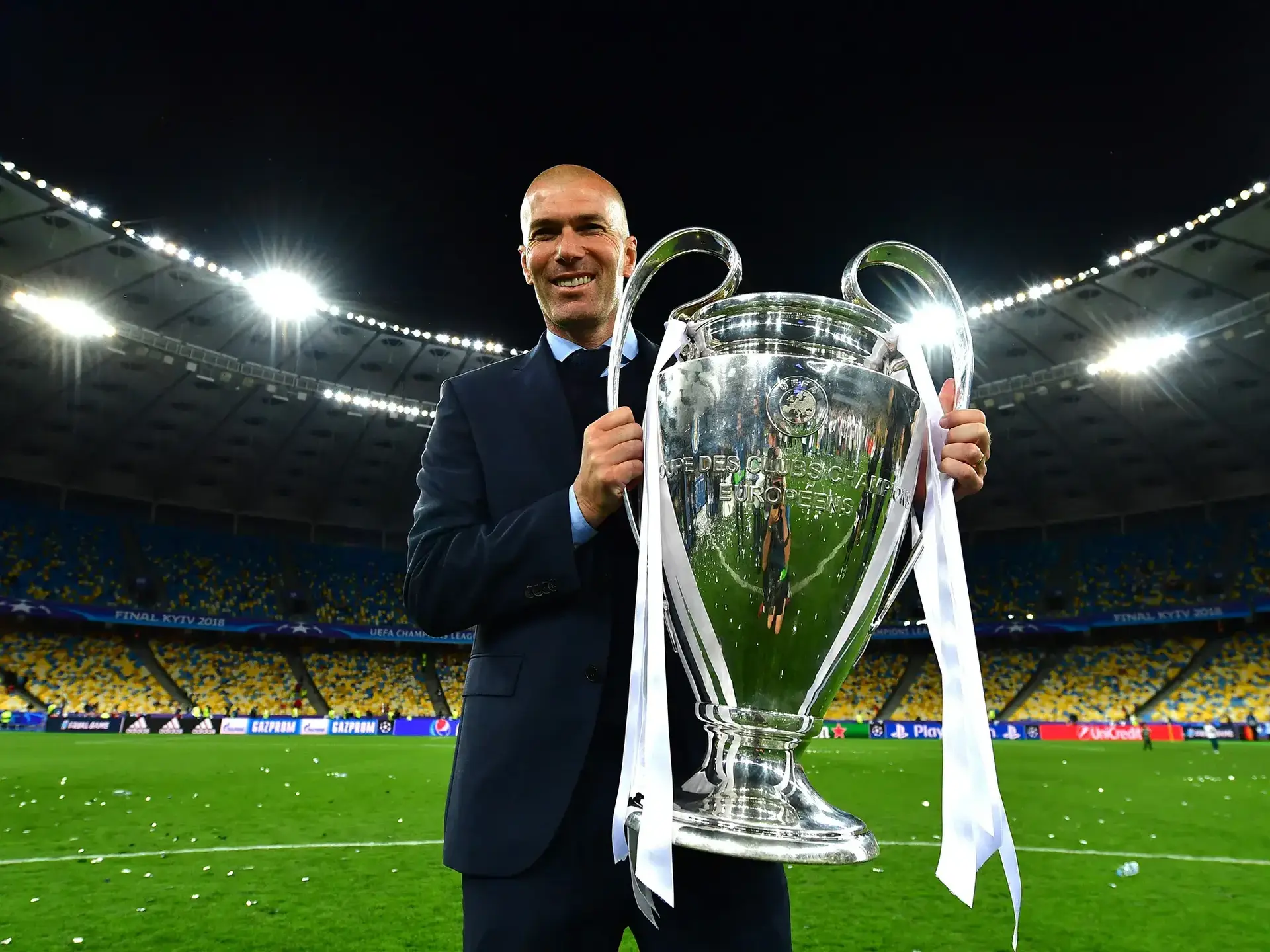 Biography of Zinedine Zidane: path to fame, accolades and professional ...