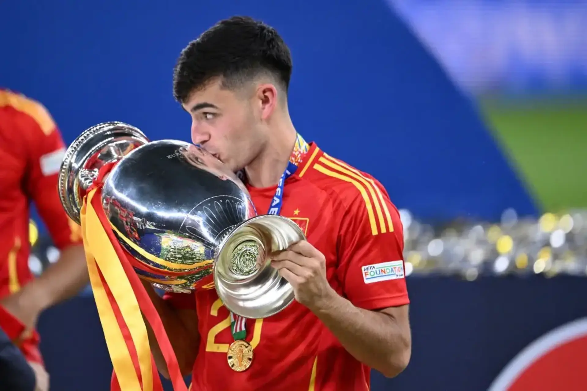 Biography of Pedri: path to fame, accolades and professional career